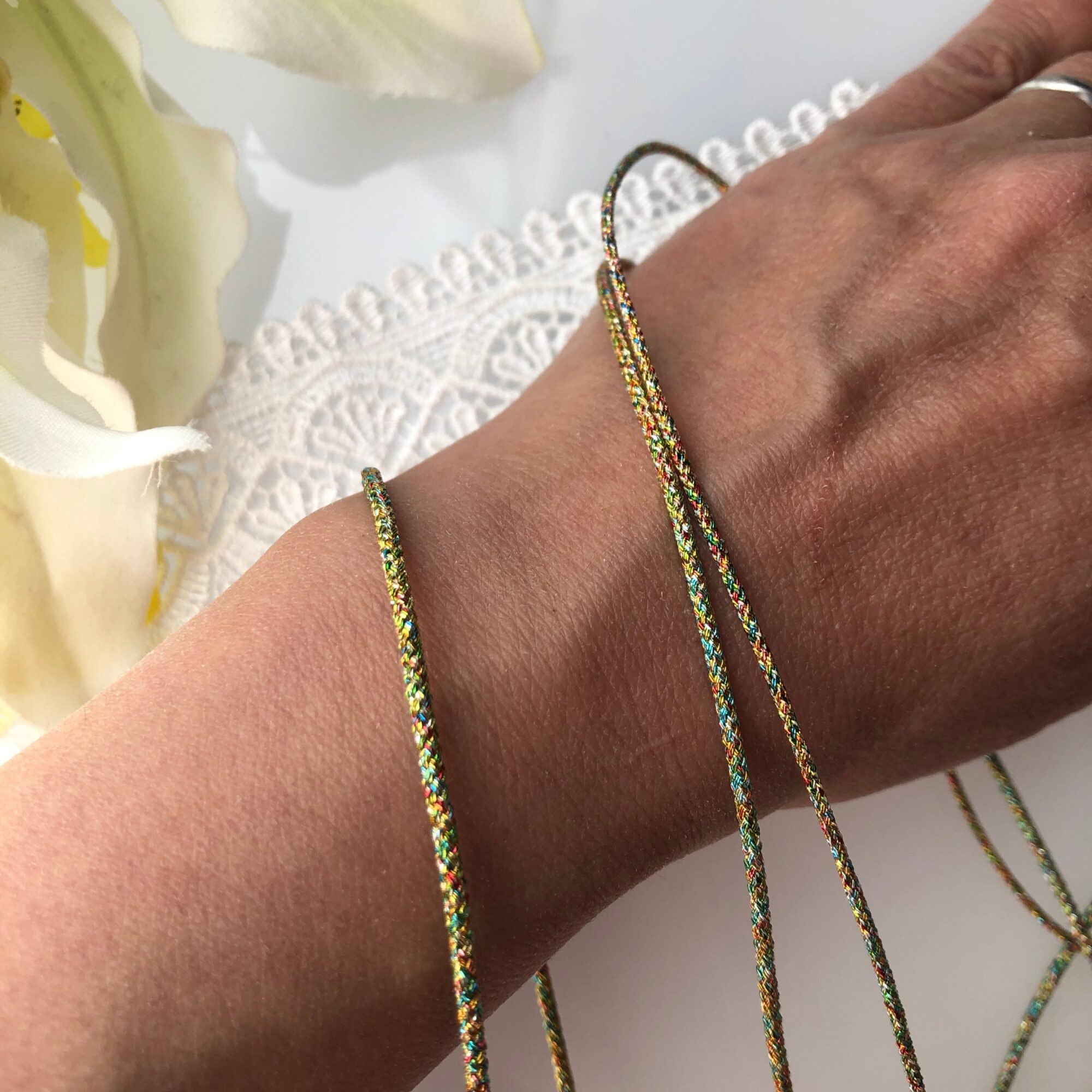 Fantastic Gold kumihimo code with iridescent melange tint Japanese ...