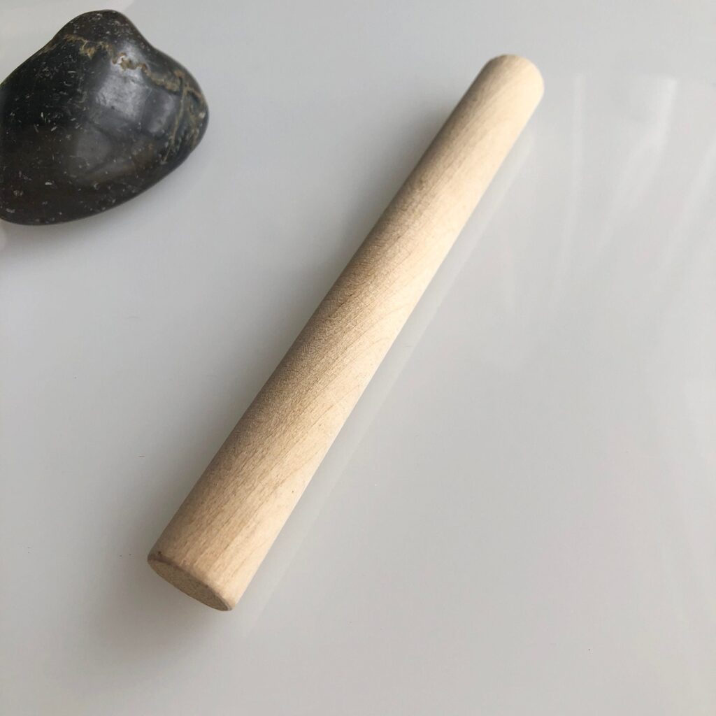 kuda Handmade Long Shibori Bobbin Tie-dye tool in Arimatsu/ tool for ...